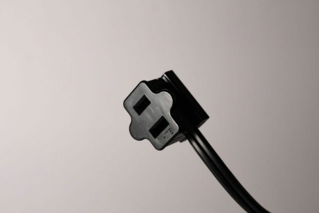 Female Slide Plug- SPT1 | Thunder Lighting Supply